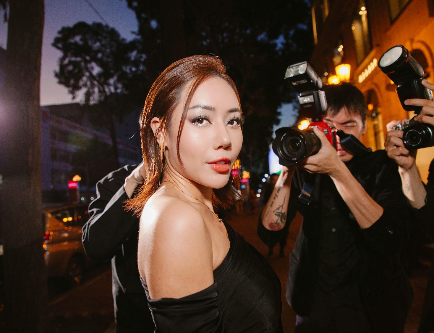 The Pros & Cons Of Being Famous In Hollywood - CinemaSnobs